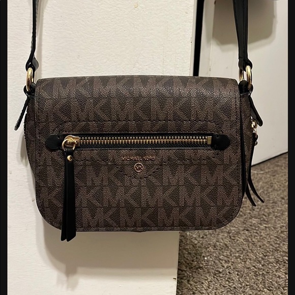 Michael Kors | Bags | Dark Brown Mk Crossbody | Poshmark
